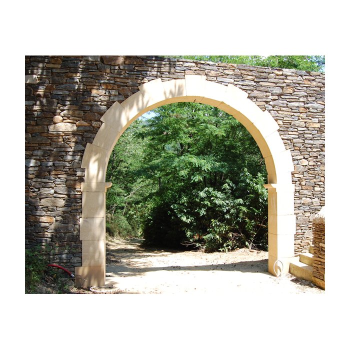 Arch in limestone - Le Comptoir des Pierres