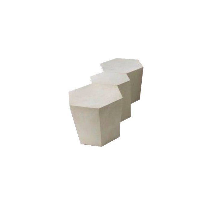 Stone stool - Le Comptoir des Pierres